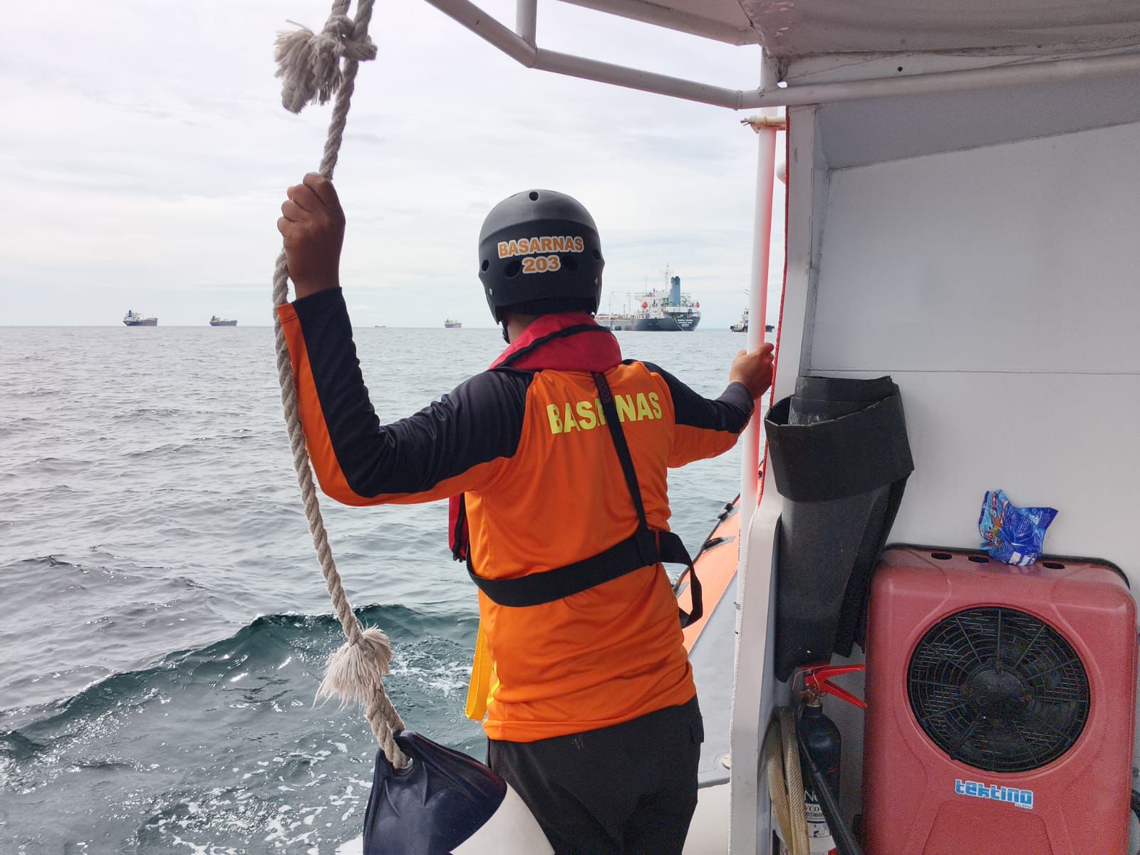 Basarnas Balikpapan Perluas Pencarian Nelayan yang Hilang Usai Alami ...